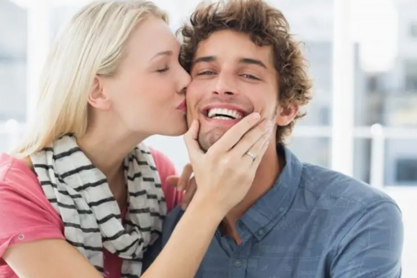 لماذا يفضل الرجل المرأة القصيرة وينجذب إليها أكثر من الطويلة أخبار العرب